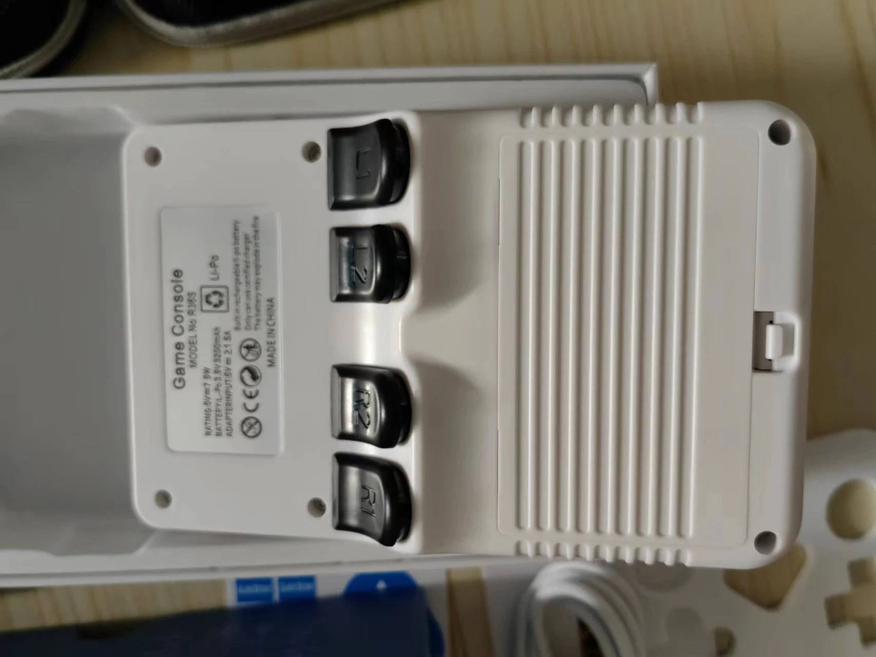 R36s Retro Handheld 3.5 Inch Screen Game Console R35s Open Source Linux ...