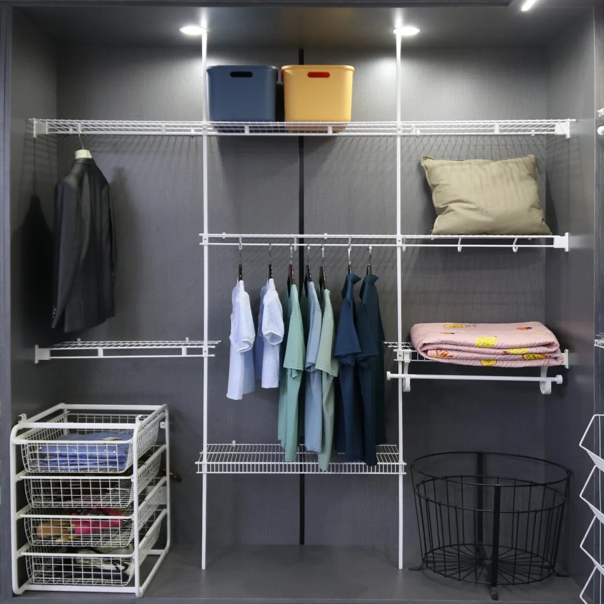 Metal Walking Closet Armable Rail Room Clothes Organizer