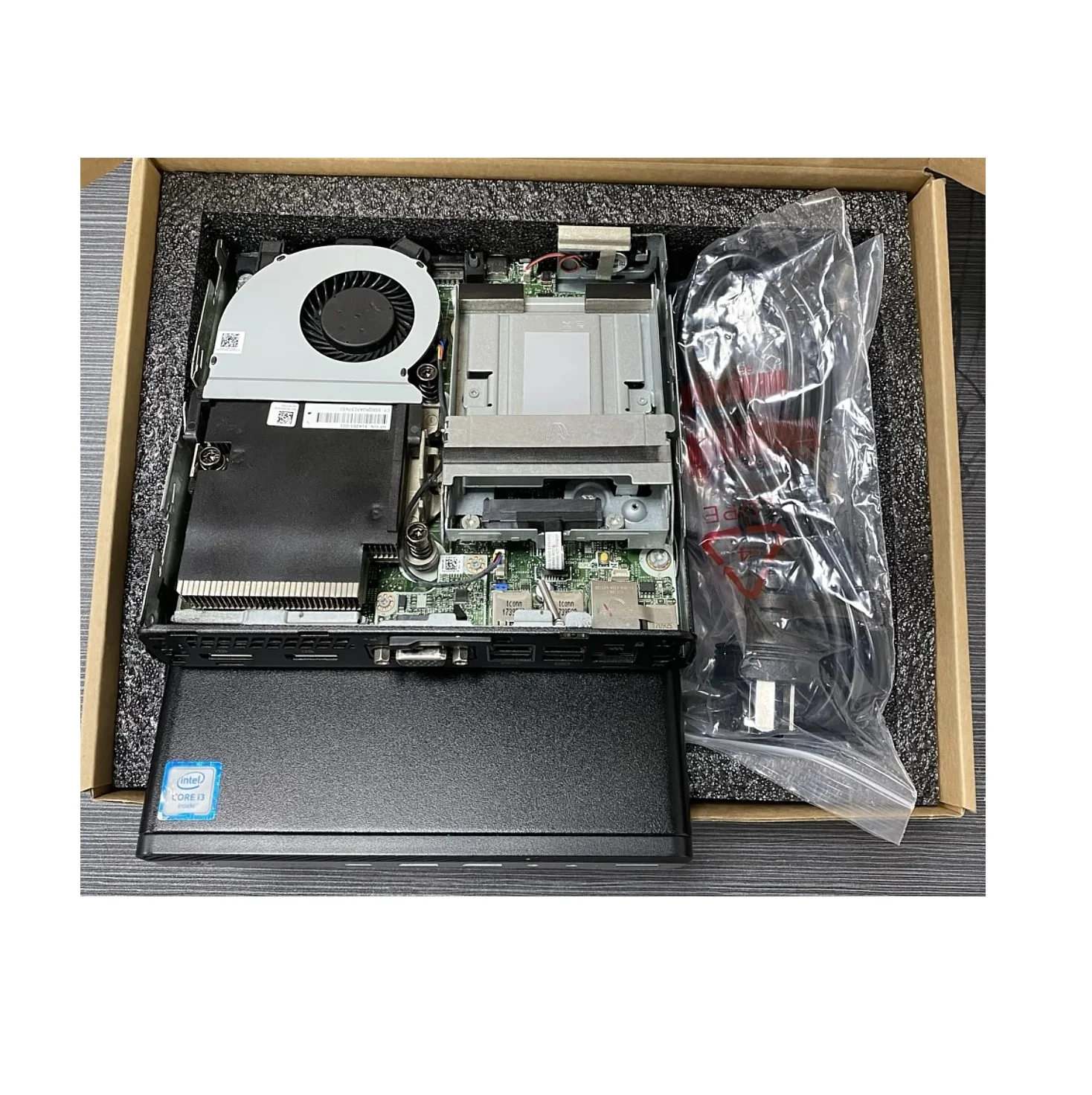 H P Elitedesk 800G1 - Mini Desktop with 8G DDR3 & 256G SSD