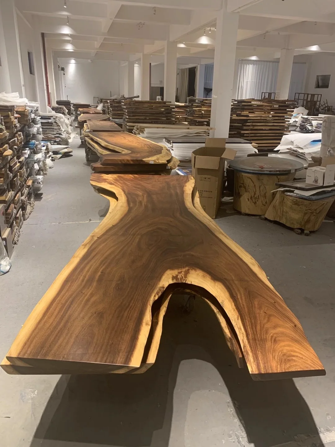 Natural Wood Epoxy Resin Dining Table Top - Irregular Solid Walnut Slab ...