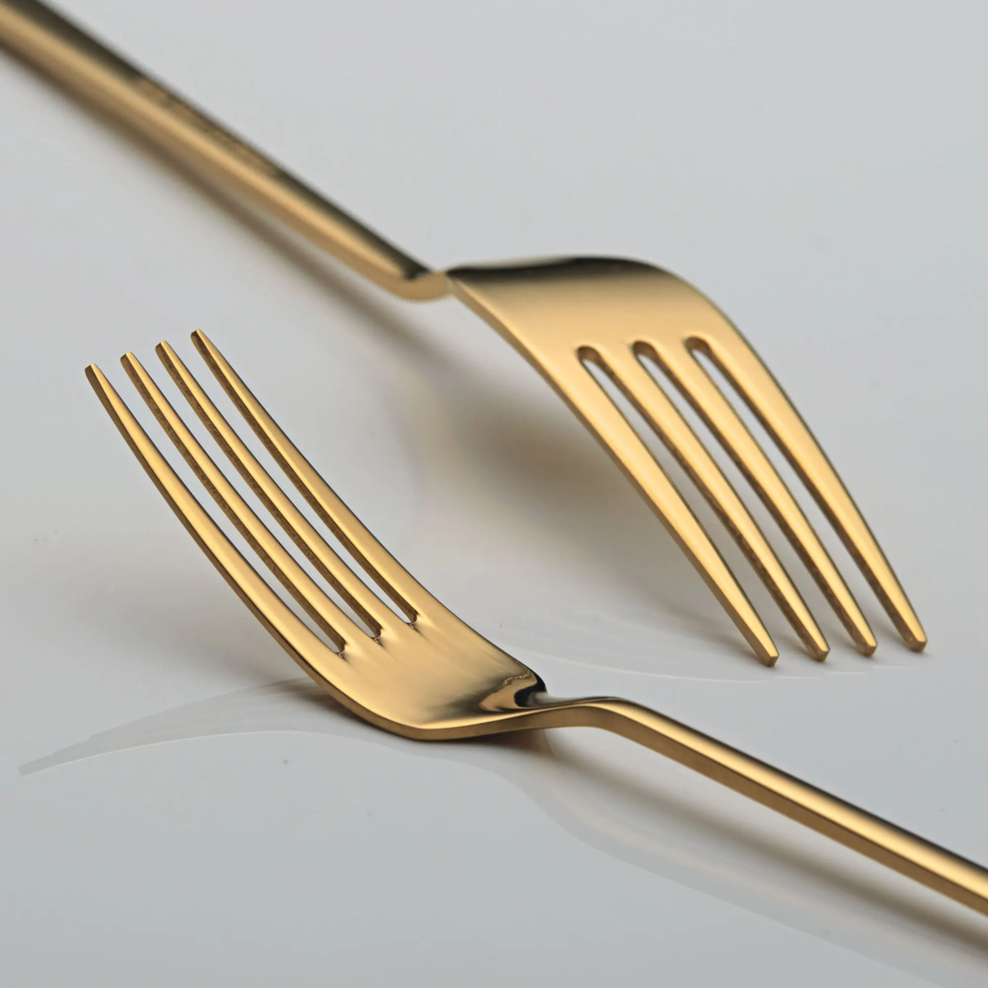Custom High Quality Kitchen Gold Cutlery Set - 5PCS Luxury