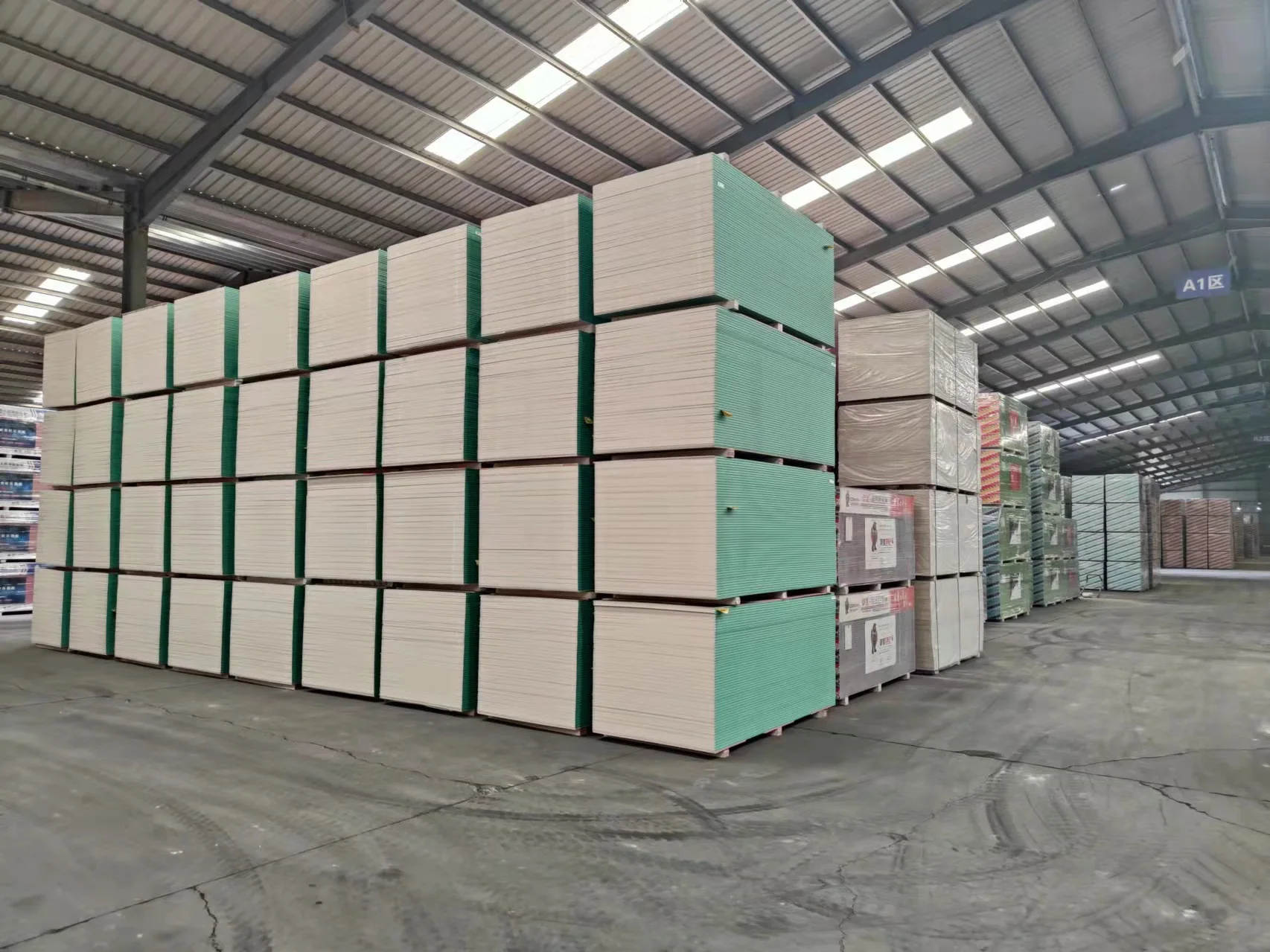 Multi-specification Paper-Faced Gypsum Board Fireproof Wholesale