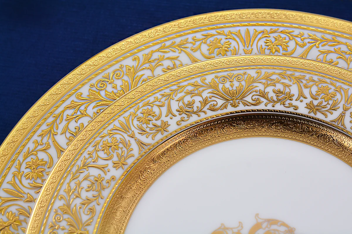 10.5inch Karosa Royal Embossed Shiny Gold Ceramic Plates