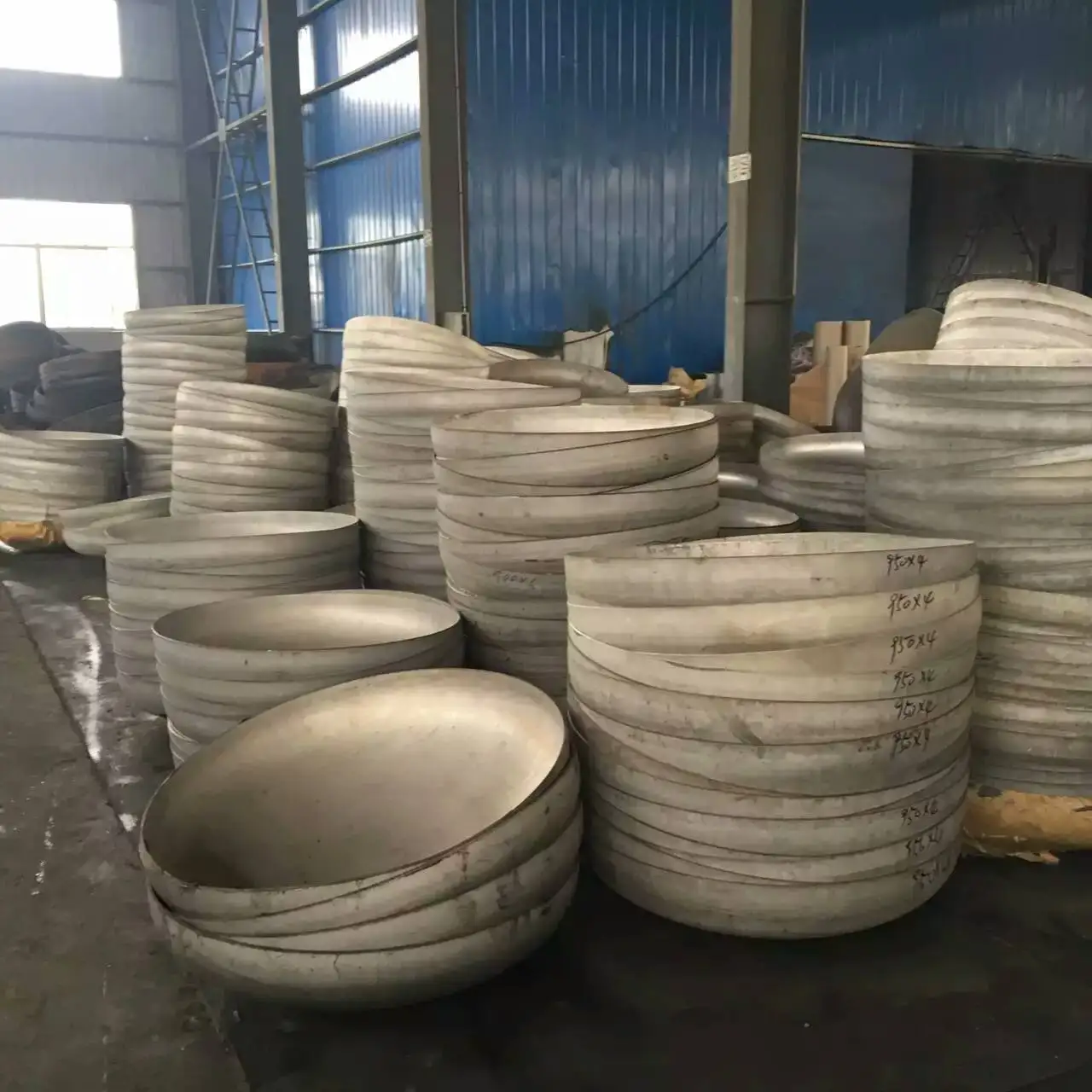 Hydraulic Stainless Steel Oval Tank Dished End Head Flanging Spinning ...