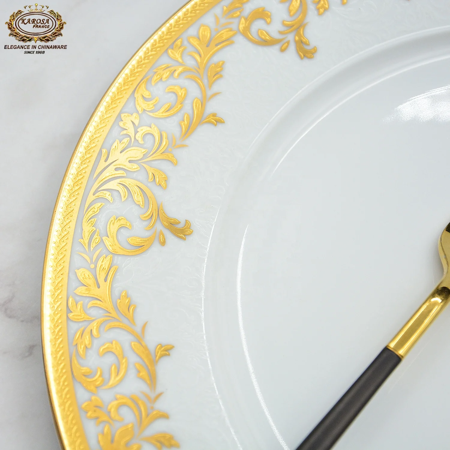 Luxury Gold Dinnerware Set - Embossed Super White Porcelain
