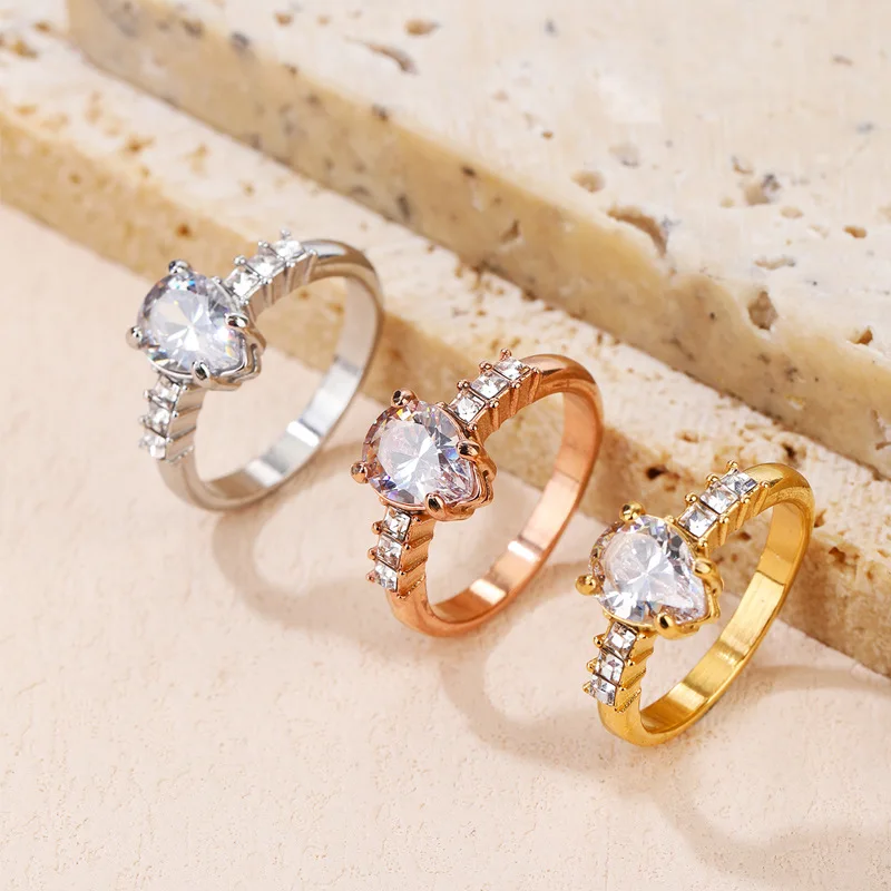 Luxury Shiny Stainless Steel 18K Gold Zircon Engagement Finger Ring ...