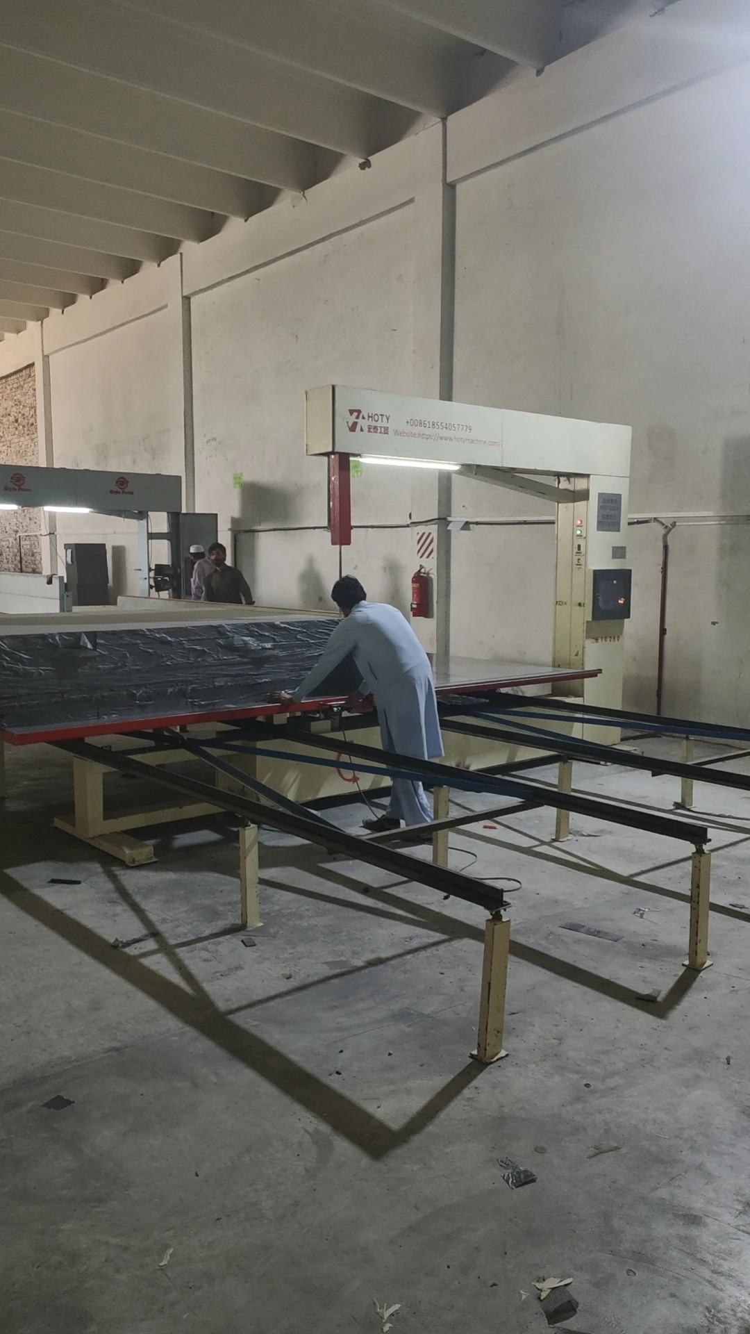 Automatic Carousel Splitting Foam Cutting Machine| Alibaba.com