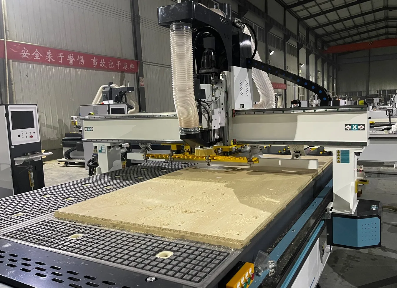 Professional Vacuum System ATC 1325 CNC Machine for Woodworking