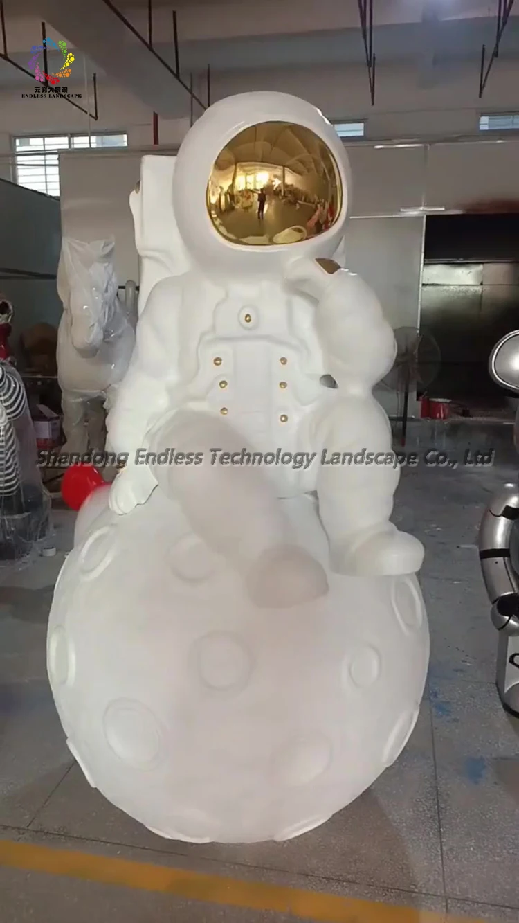 Big Astronaut Statue - Customized Resin Figure for Home Decor