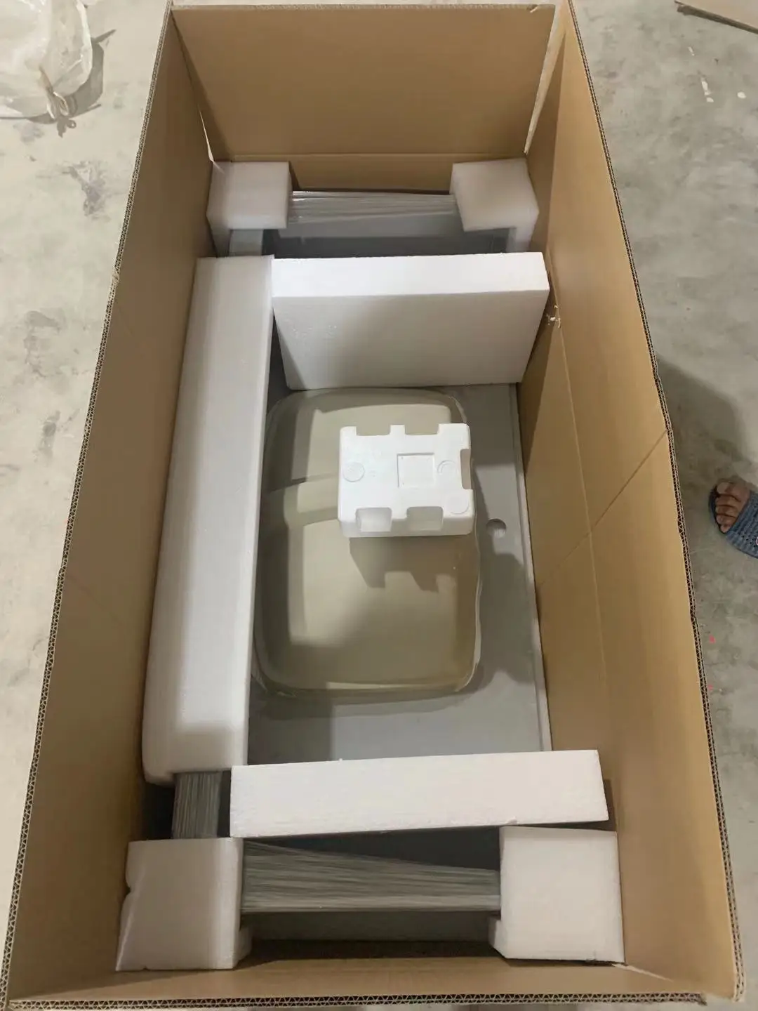 Luxury Hotel Floating Double Sided Basin Bathroom Dressing Table Set ...