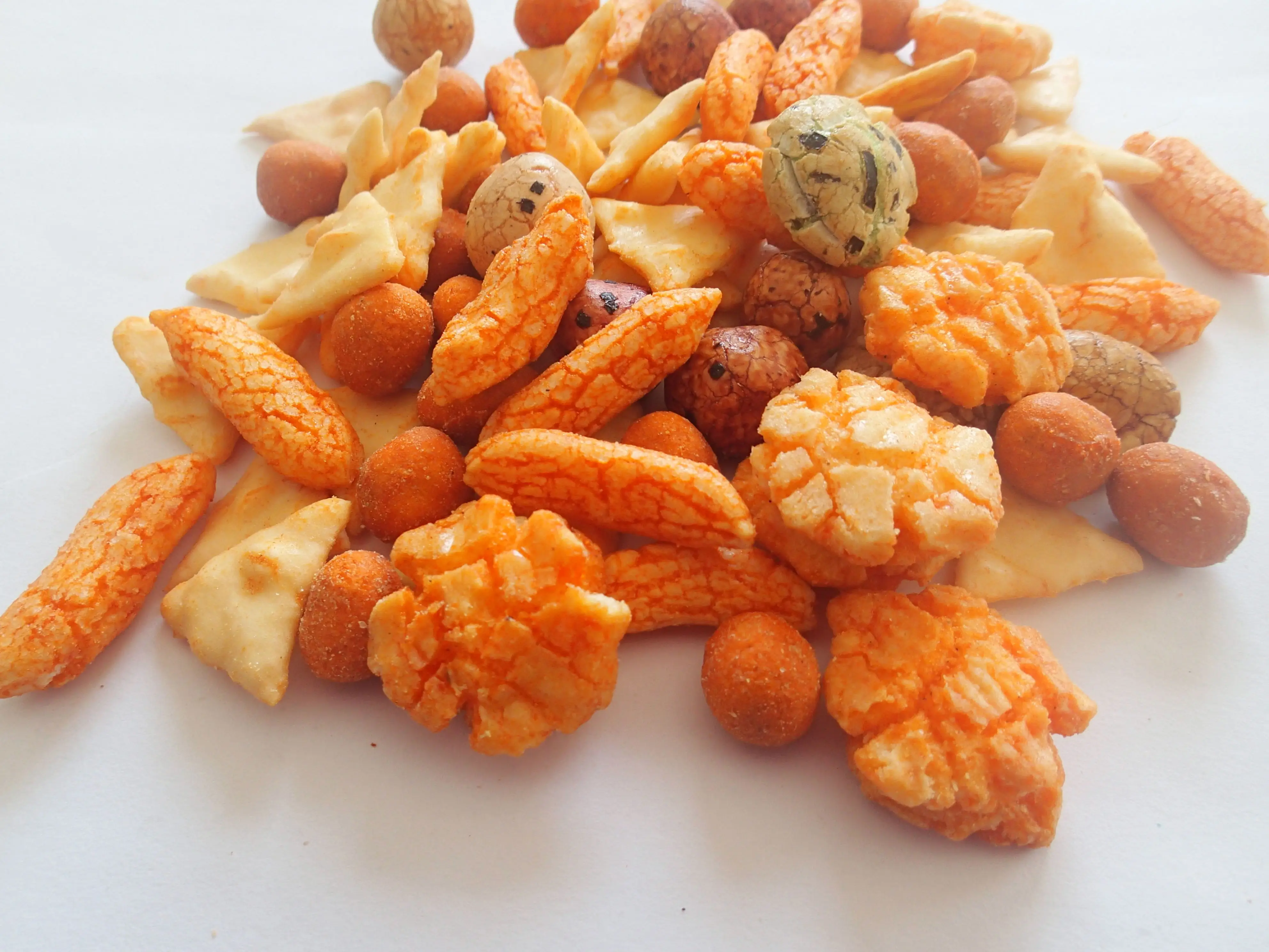 Alibaba.com: Asian Rice Crackers with Crispy Peanuts - Japanese Senbei ...