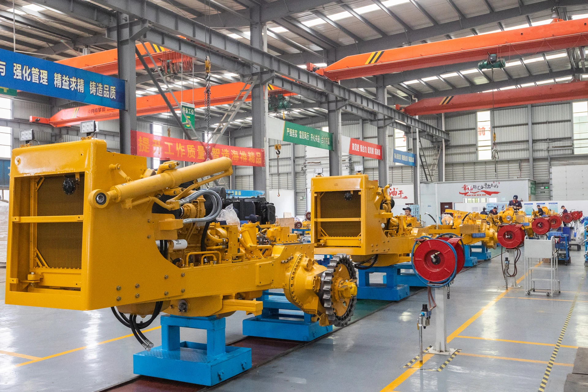 Changlin 600HP Crawler Bulldozer - Heavy Duty & Efficient