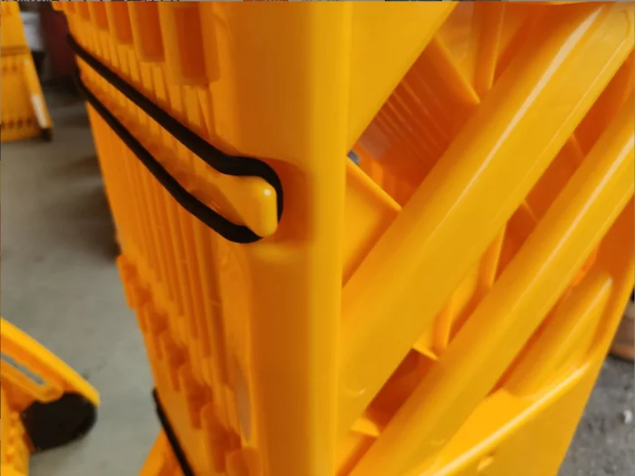 Road Safety Plastic Expandable Fence Retractable Belt Safety Barricade ...