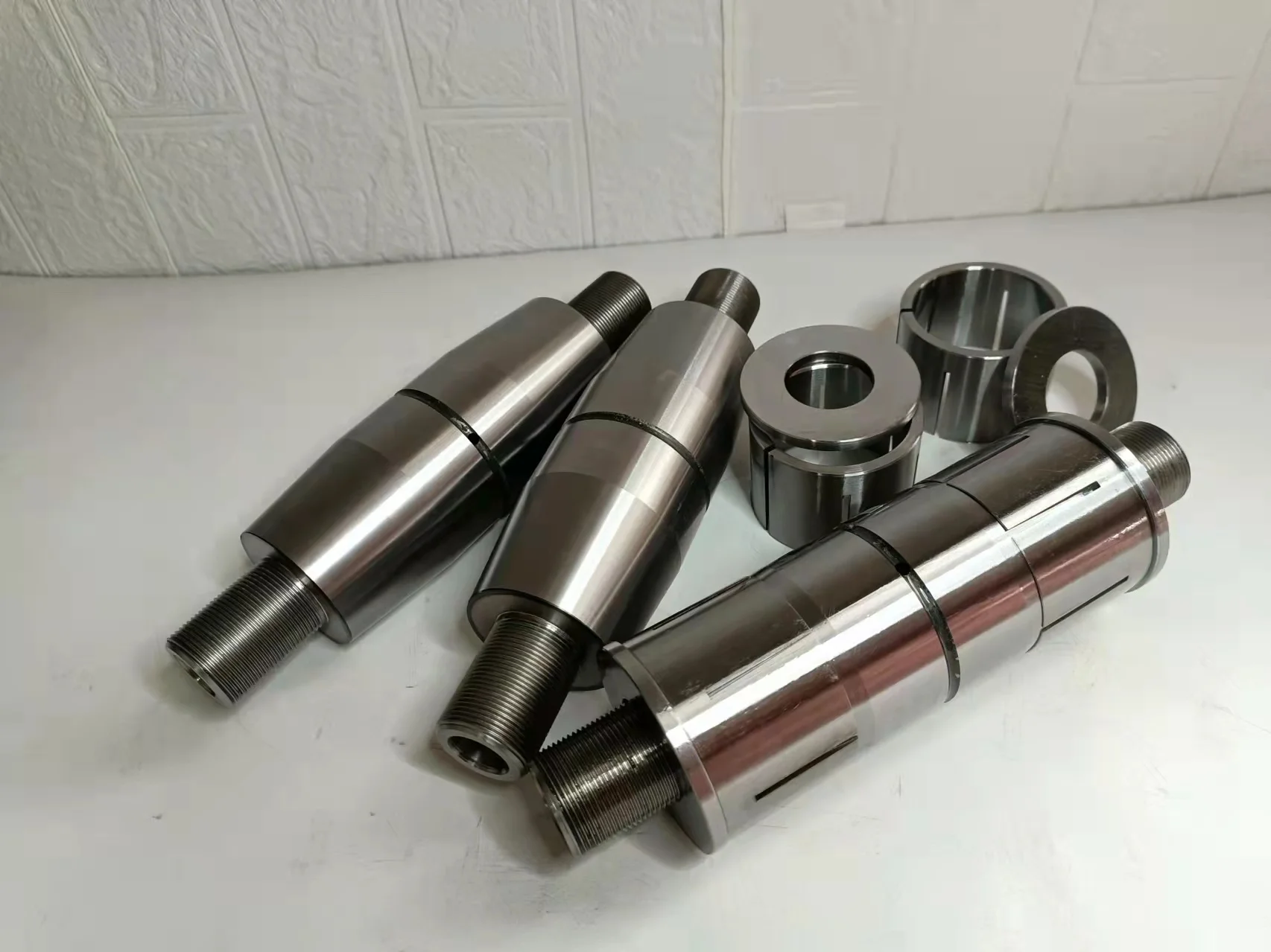 Excavator Bucket Lifting Arm Pin,Bucket Pins And Bushings Manufacturer ...