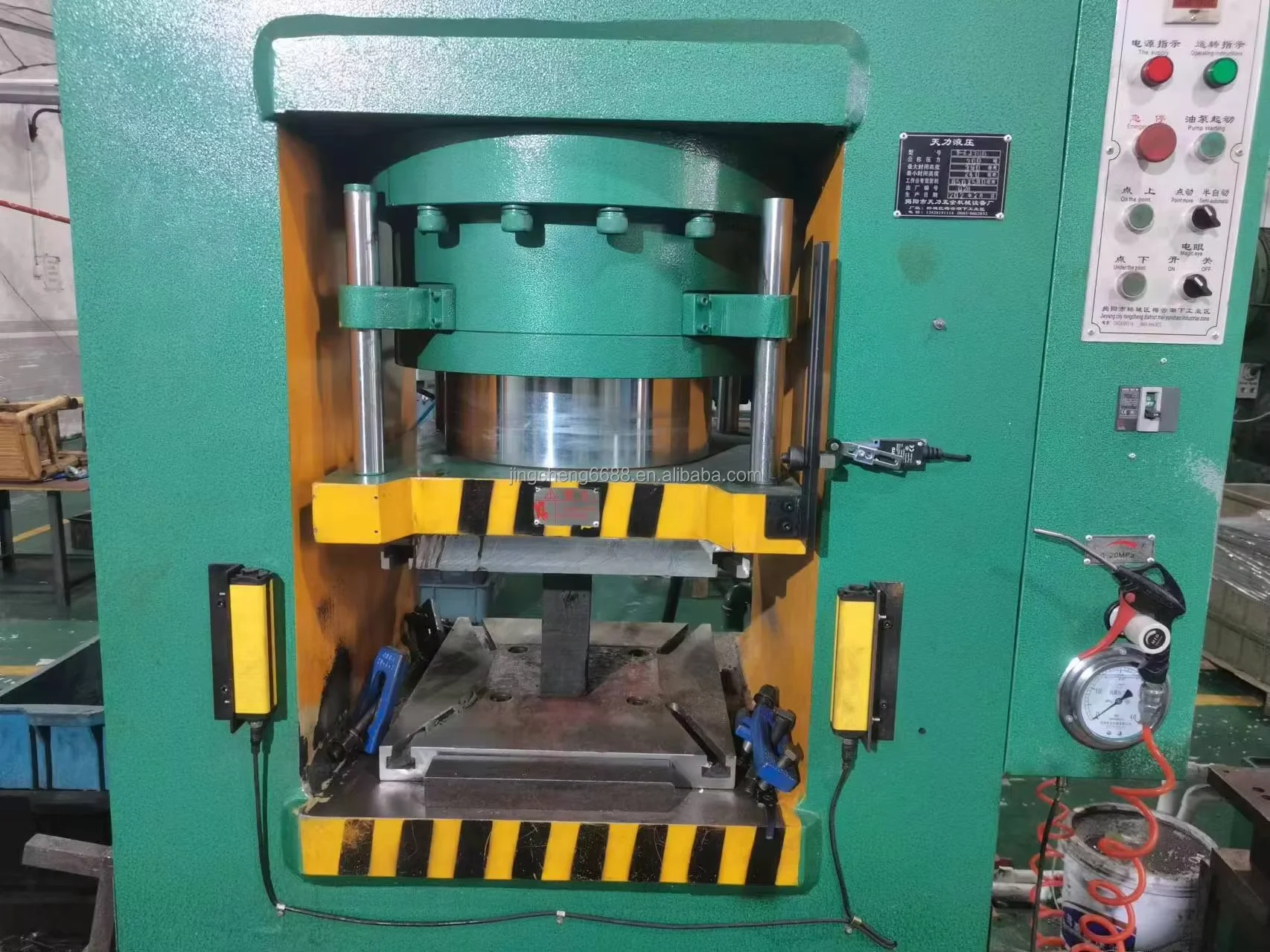 40 Piece Socket Ratchet Wrench Set Hardware Tool Box Auto & Motorcycle ...