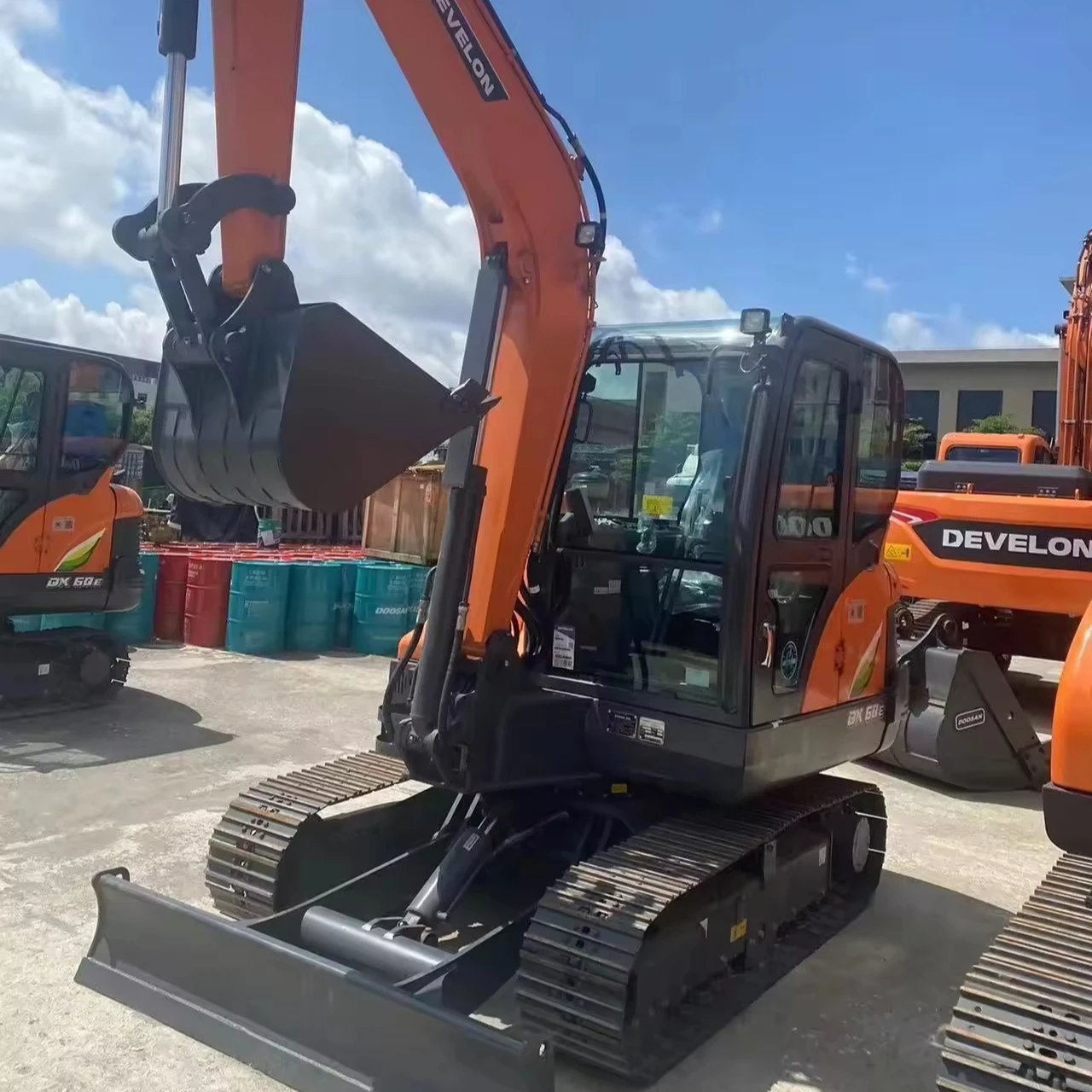 Original Used Doosan Dx60e Dx60 Crawler Excavator 6 Ton Mini Develon Machine 60 Used Excavator ...