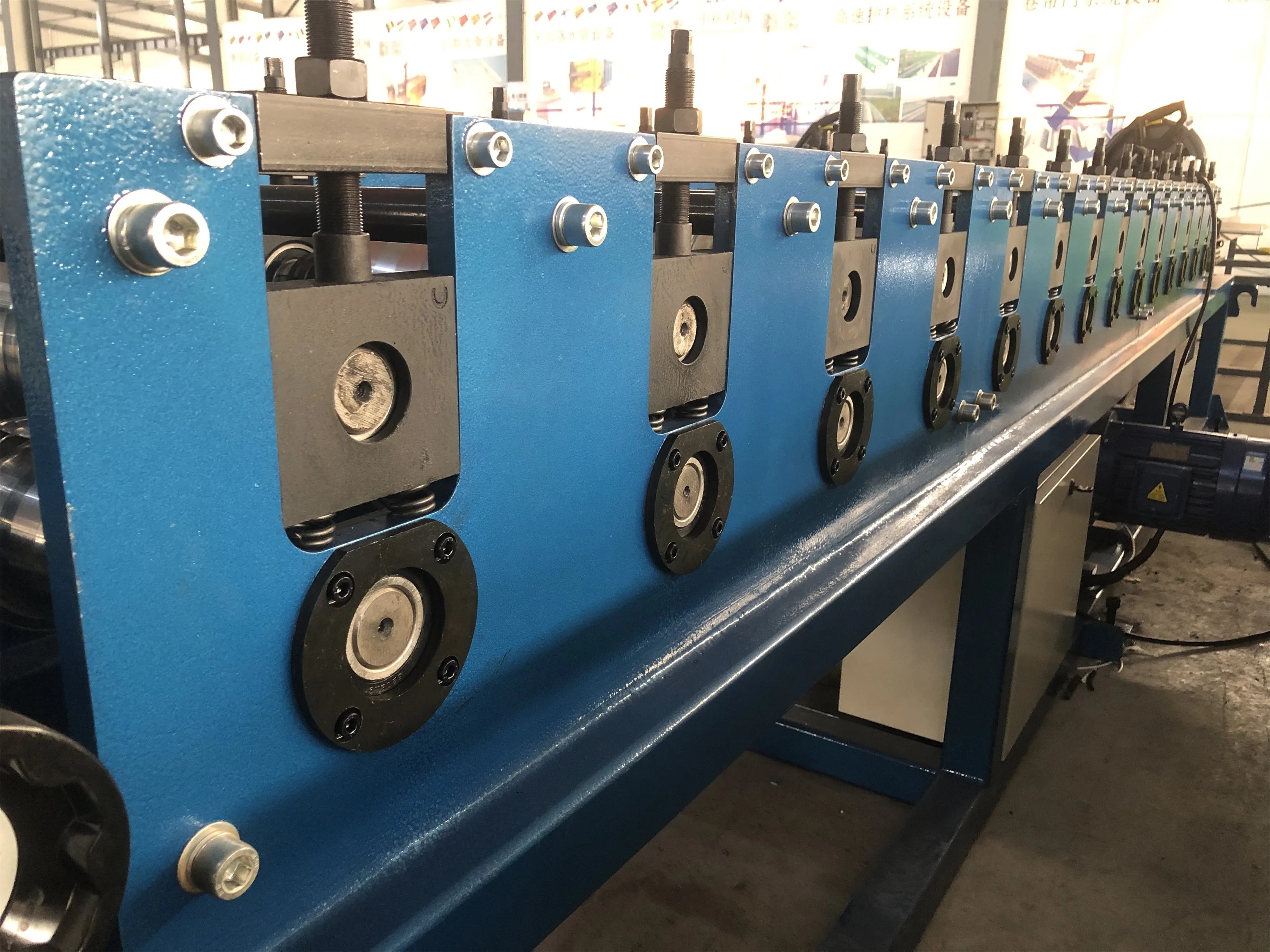 Efficient Roller Shutter Door Slat Rolling Mill Machine