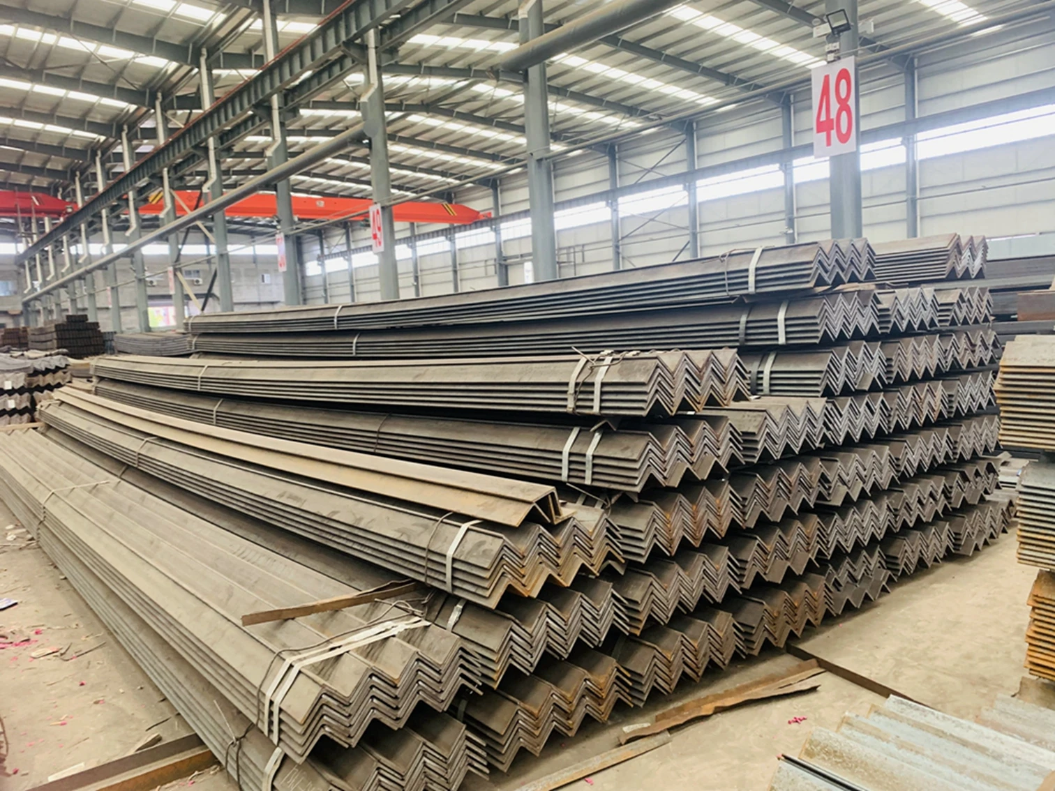 Double Cutting Customizable Angle Steel bar Rack Shelf 80x80 Angle ...