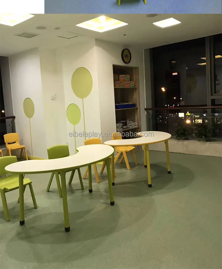 Blue Color Kids Plastic Round Study Table And Chairs Childcare ...