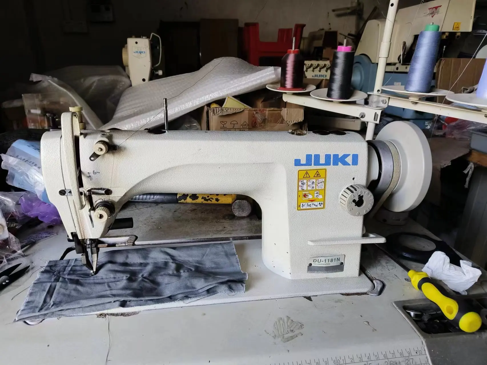 JUKKI DU-1181N Walking Foot Heavy-duty Sewing Machine with Clean ...