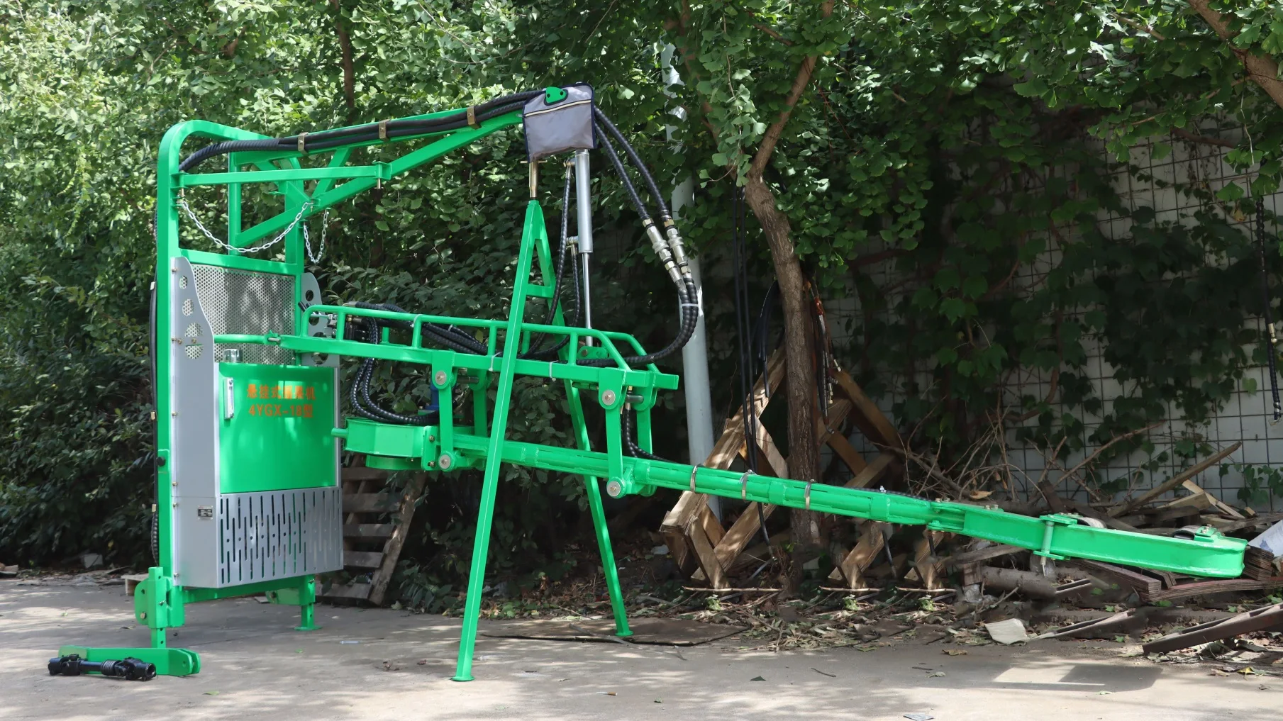 Tractor Mounted Pecan Tree Shaker - High Productivity