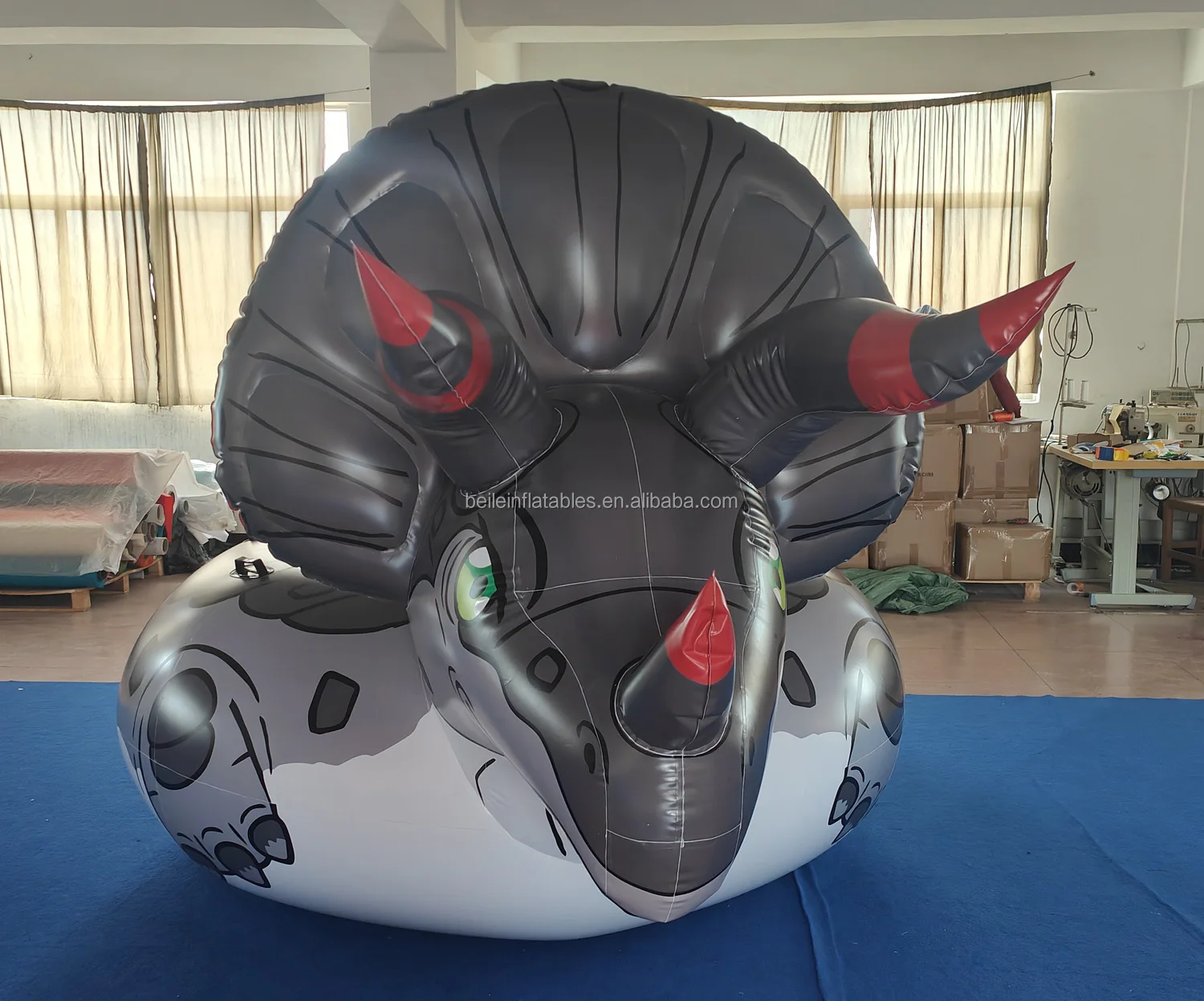 Beile Triceratops Inflatable - Durable and Fun for All