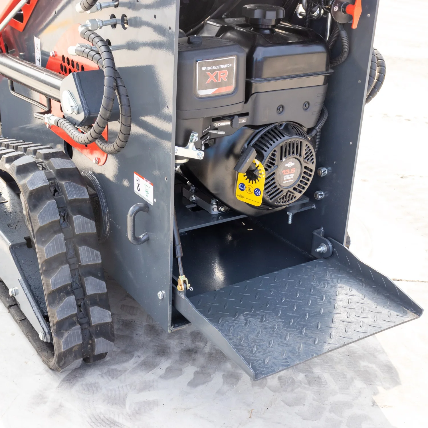 Crawler Skid Loader 23Hp 25 Hp Engine Small Loaders Loading Weight 380 ...