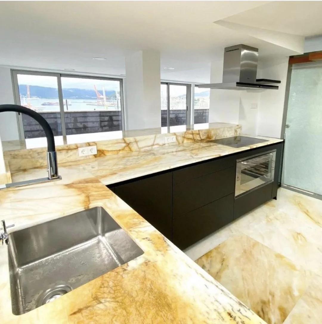 White and Gold Quartz Countertops - Transparent & Stylish