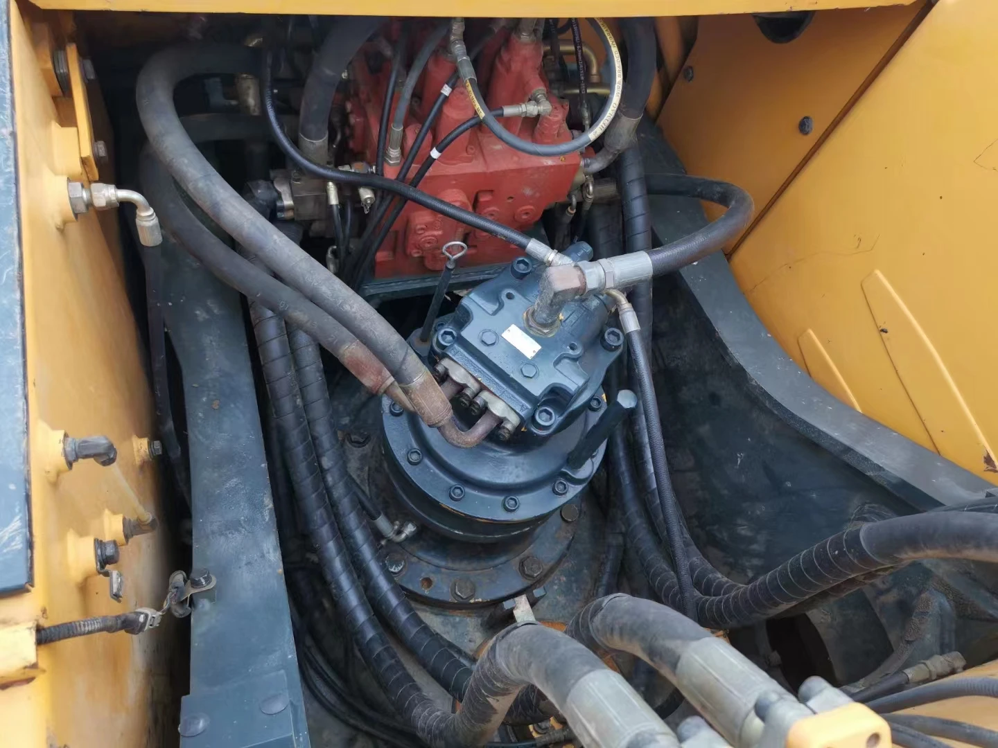 Used Excavators Crawler Excavator Digger Hyundai 275 Vs 27ton 28ton ...