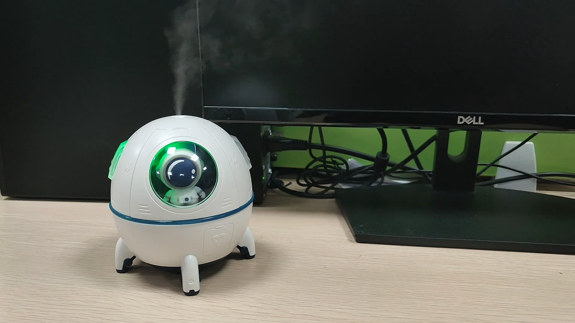 Linli Led Light Astronaut Home Decoration Room Usb Electric Nebulizer ...