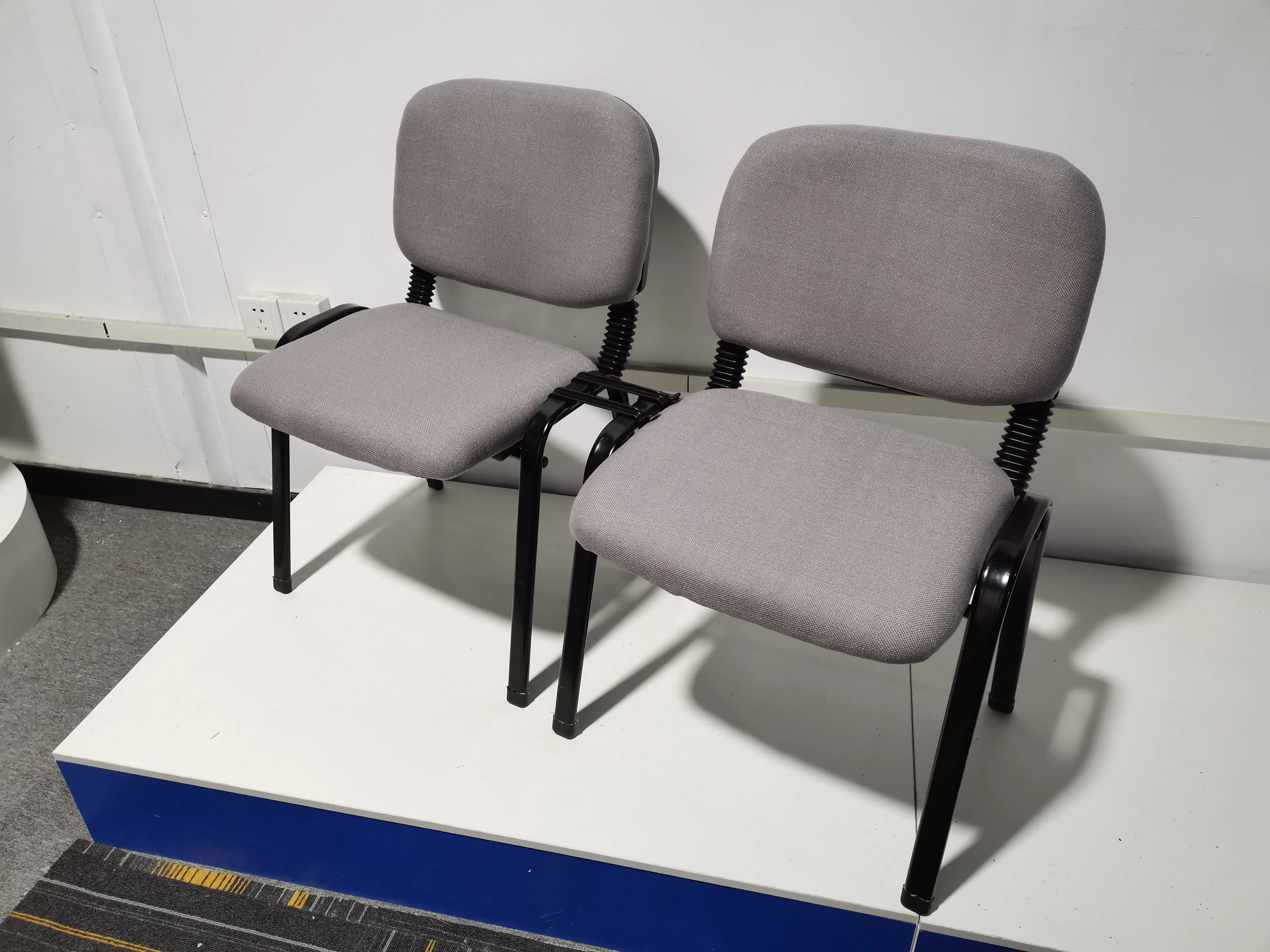 Foshan AODA Metal Frame Fabric Armless Stacking Chairs