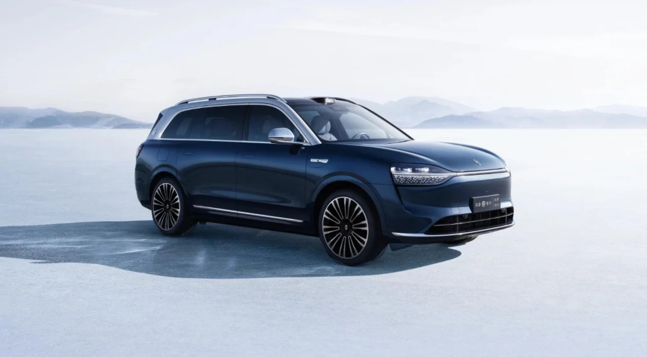 AITO M9 - Premium EV Car for Adults with 42/52/100 Battery Capacity