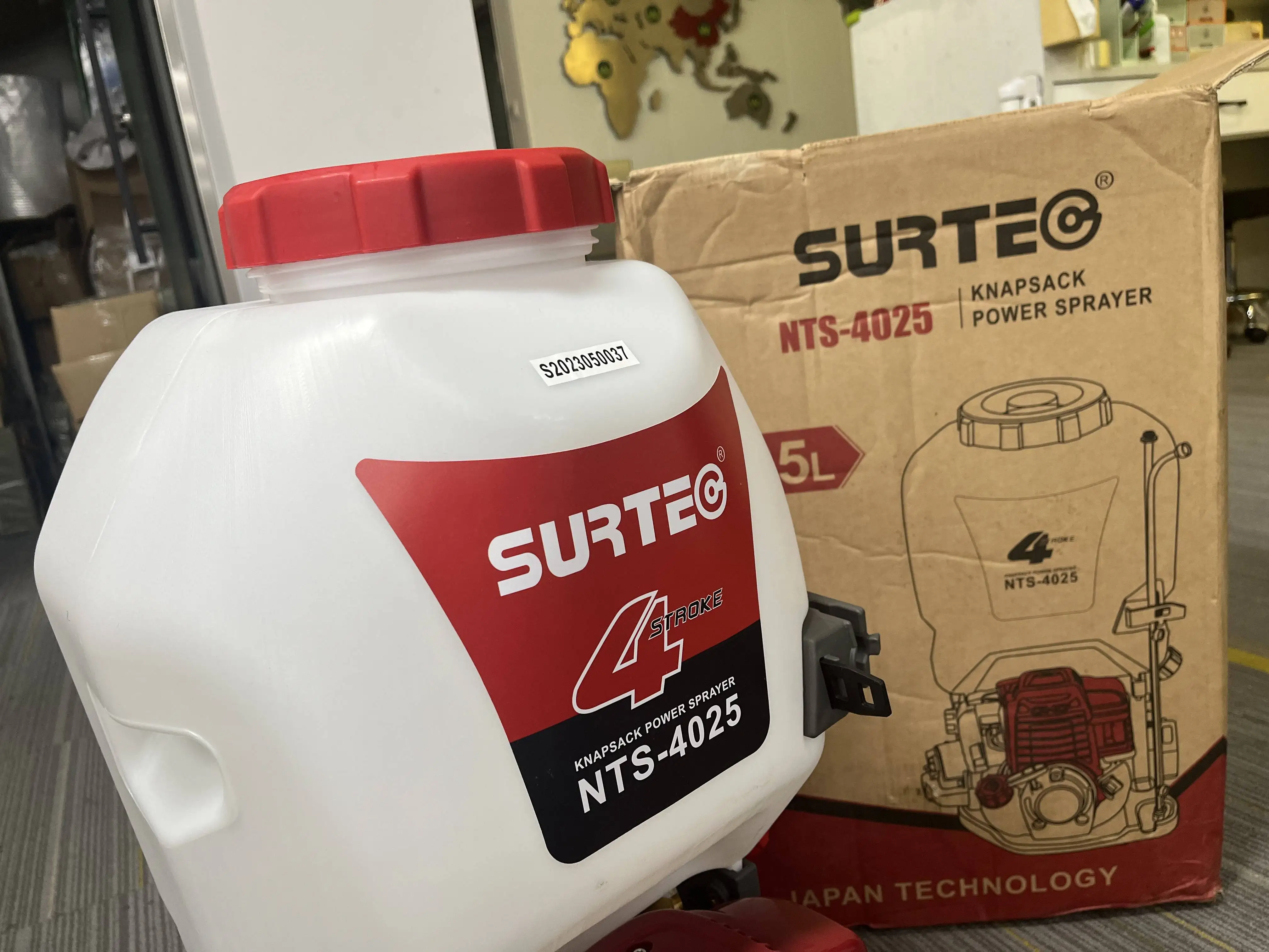 High Pressure Power Sprayer Knapsack Agricultural Sprayer 4 Stroke Gx35 ...