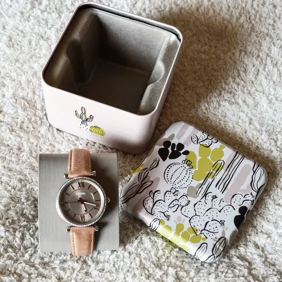 Wholesale Fossil Watch Packaging - Luxury & Personalization