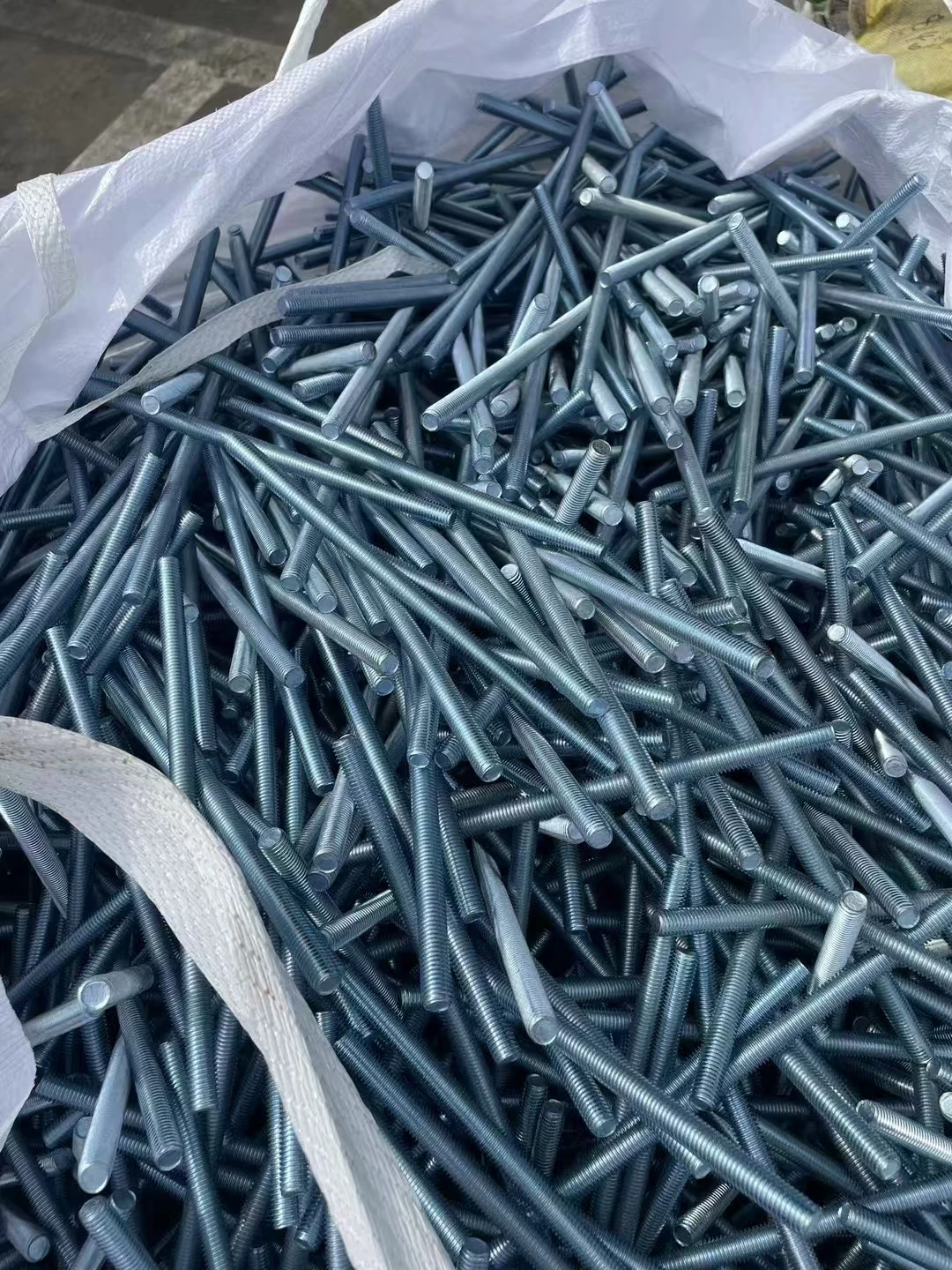 Galvanized M3 M4 M5 M6 M8 M10 M12 M20 Grade 5 8 Threaded Rod Steel Full ...