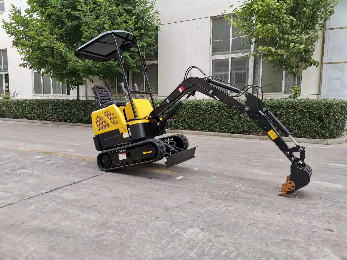 Cheap Mini Excavator 0.8 Ton - High Efficiency Digging Machine