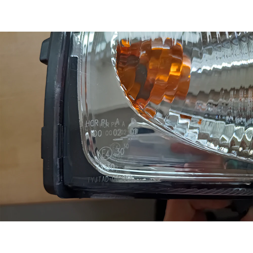 Truck Body Parts Head Lights OEM 1743685/1699301 RH 1743684/1699300 LH ...