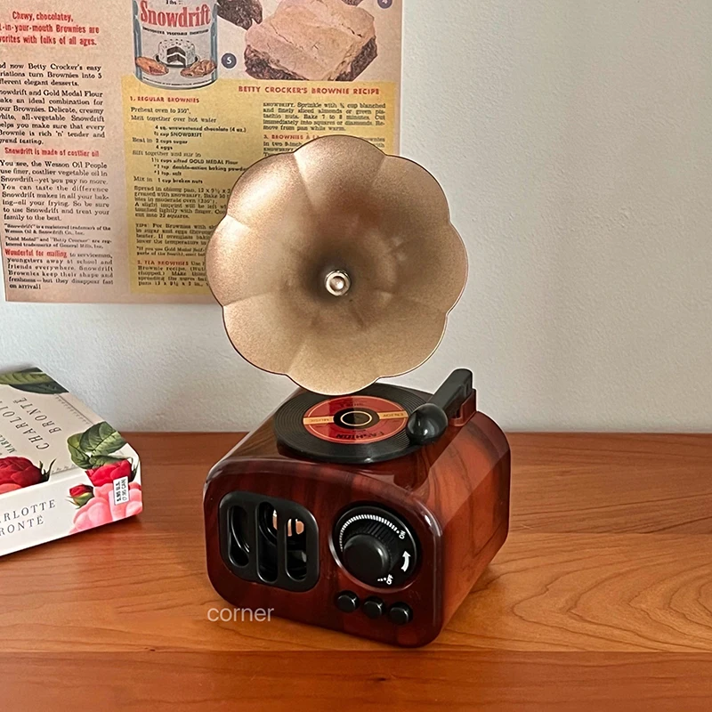 Vintage Gramophone Style Music Box Bedroom Decoration Music Box ...