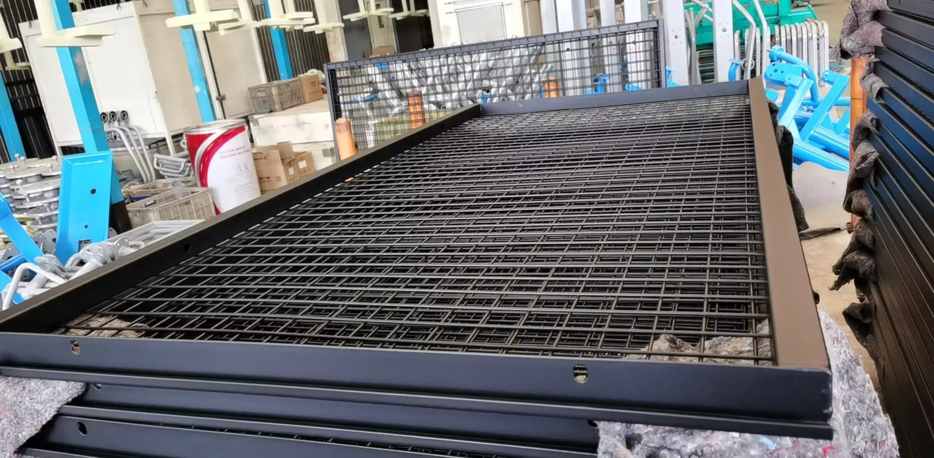 Galvanized Hog Panel Fencing - Durable and Versatile Solutions