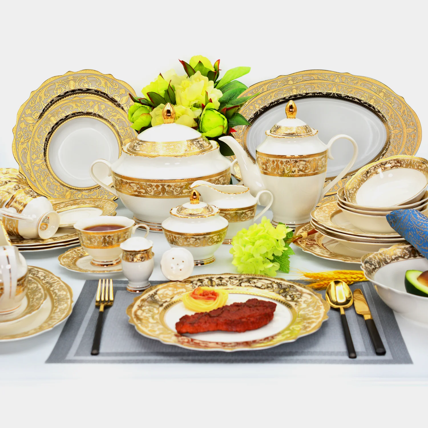 Luxury Embossed Gold Tableware - Elegant Dinner Sets