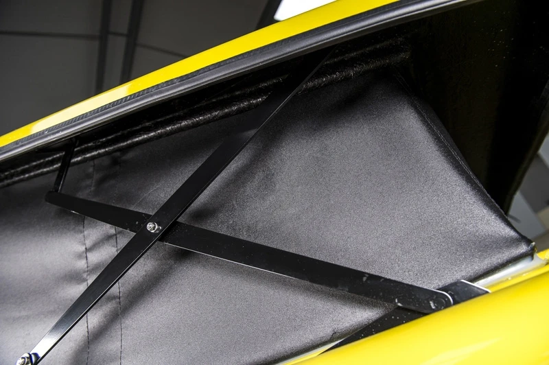 Mercedes Sprinter Pop-up Roof Kit - Extra Space & Easy Install
