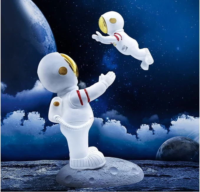 Customized Fiberglass Resin Cute Astronaut Statue for Home Decoration ...