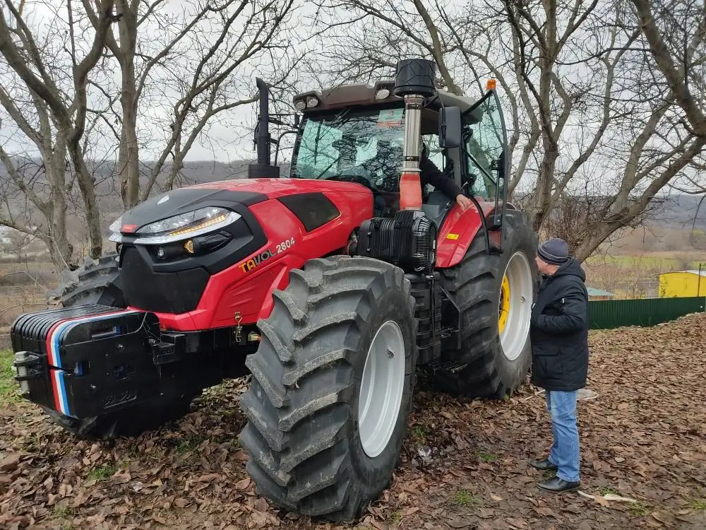 4*4 Wheel Drive Tractors - High Performance & Productivity