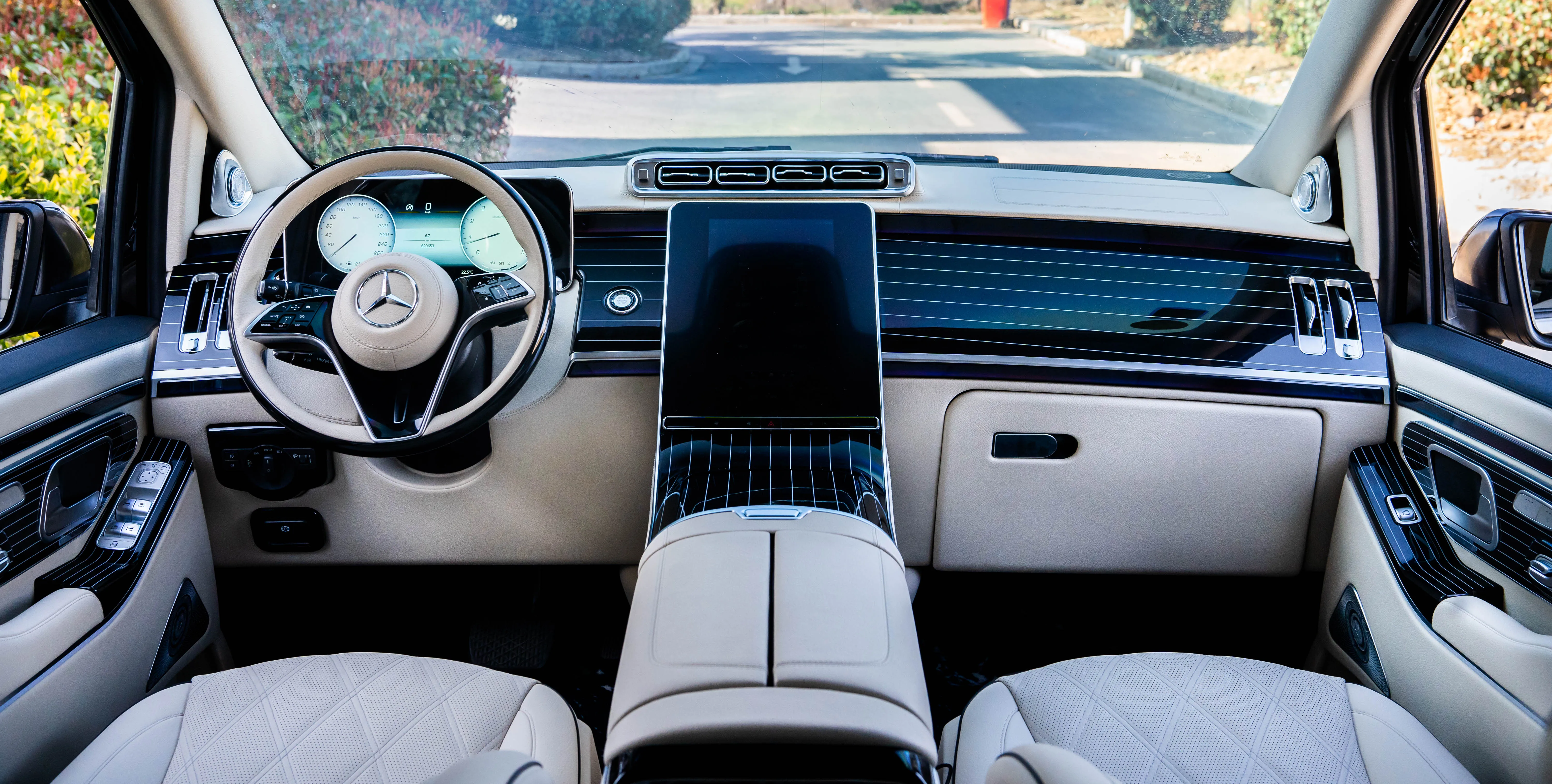 Luxury Interior Upgraded Kit With W223 Dashboard Maybach Look For Vito ...