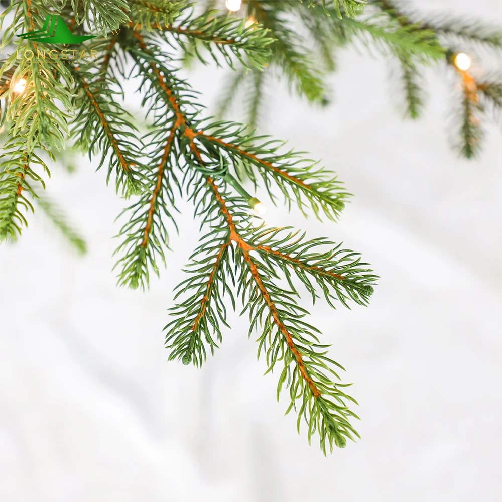 Luxurious Prelit Christmas Tree Pe Pvc For Grand Holiday Decor Outdoor ...