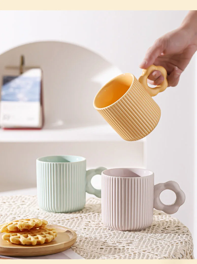 Macaron Bright Striped Ceramic Mug Creative Flower Handle Mug with Lid ...
