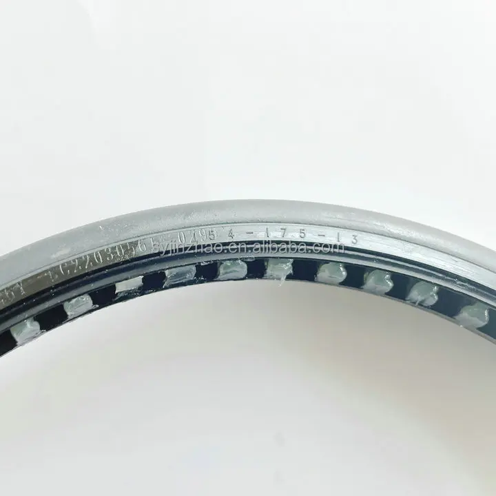3104-01127 Dongfeng Truck Parts - Rear Wheel Oil Seal Assy
