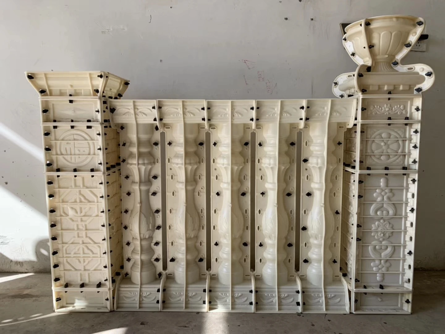 Durable Plastic Fiberglass Concrete Balcony Baluster Molds