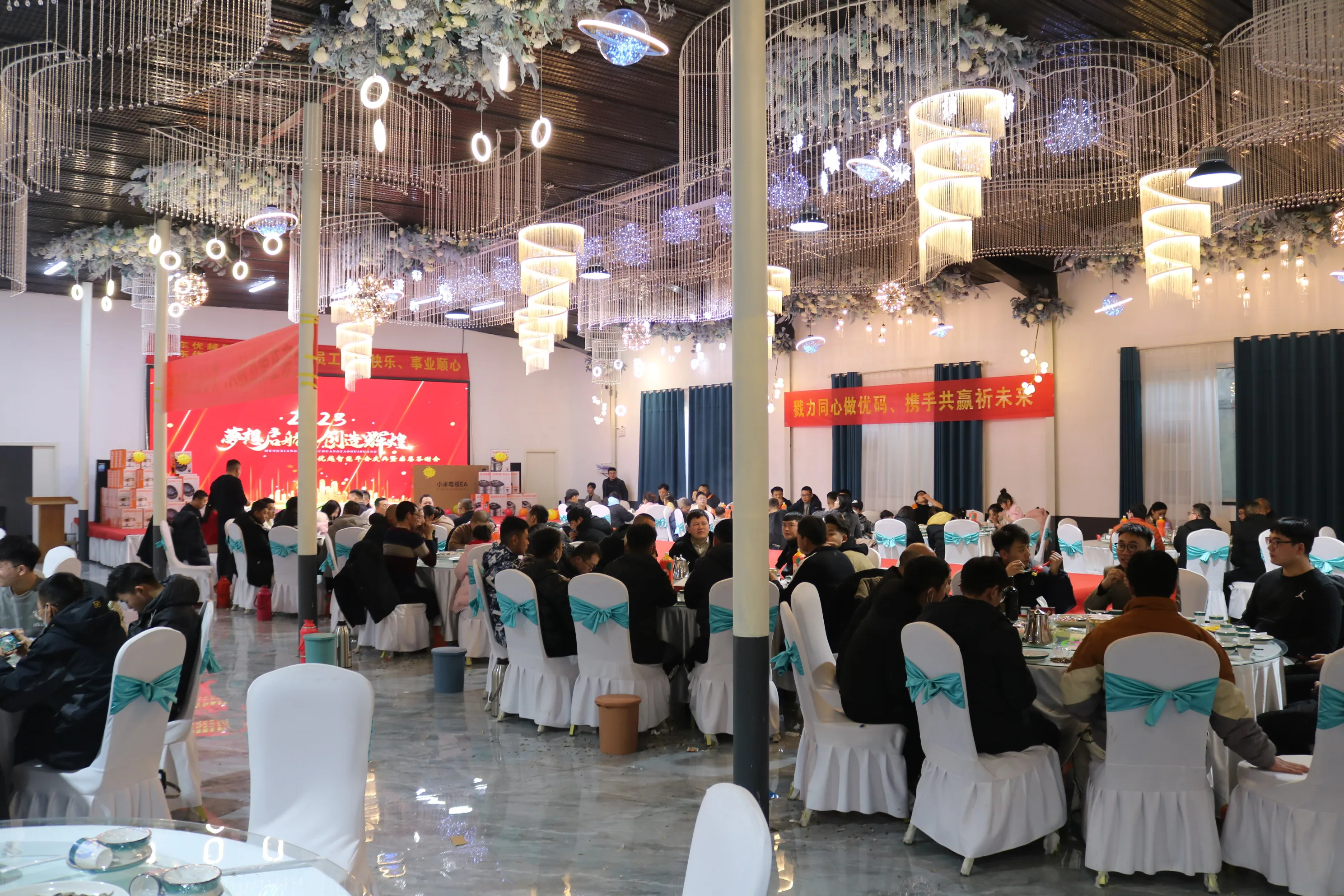 Good Quality Delta Robot Pick and Place Packing Machine Case Packer ...