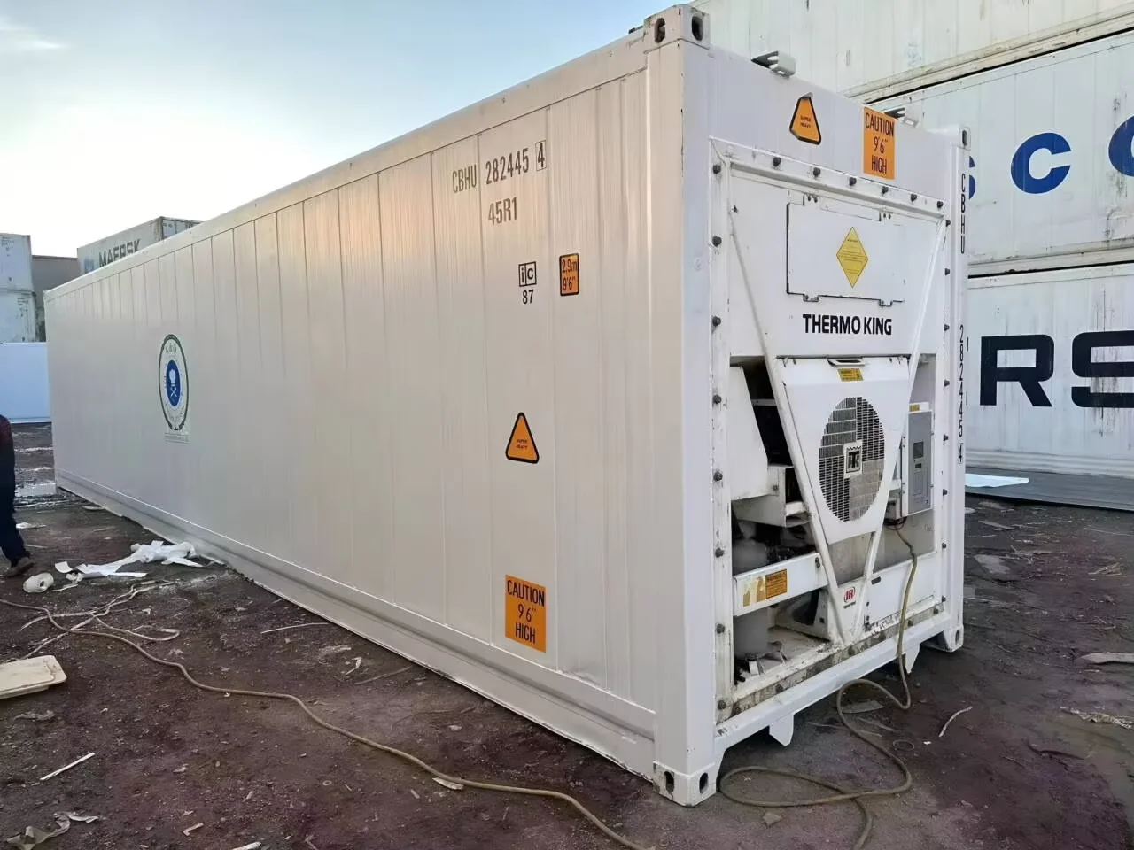 20ft, 40ft Shipping Containers - Durable & Versatile Solutions